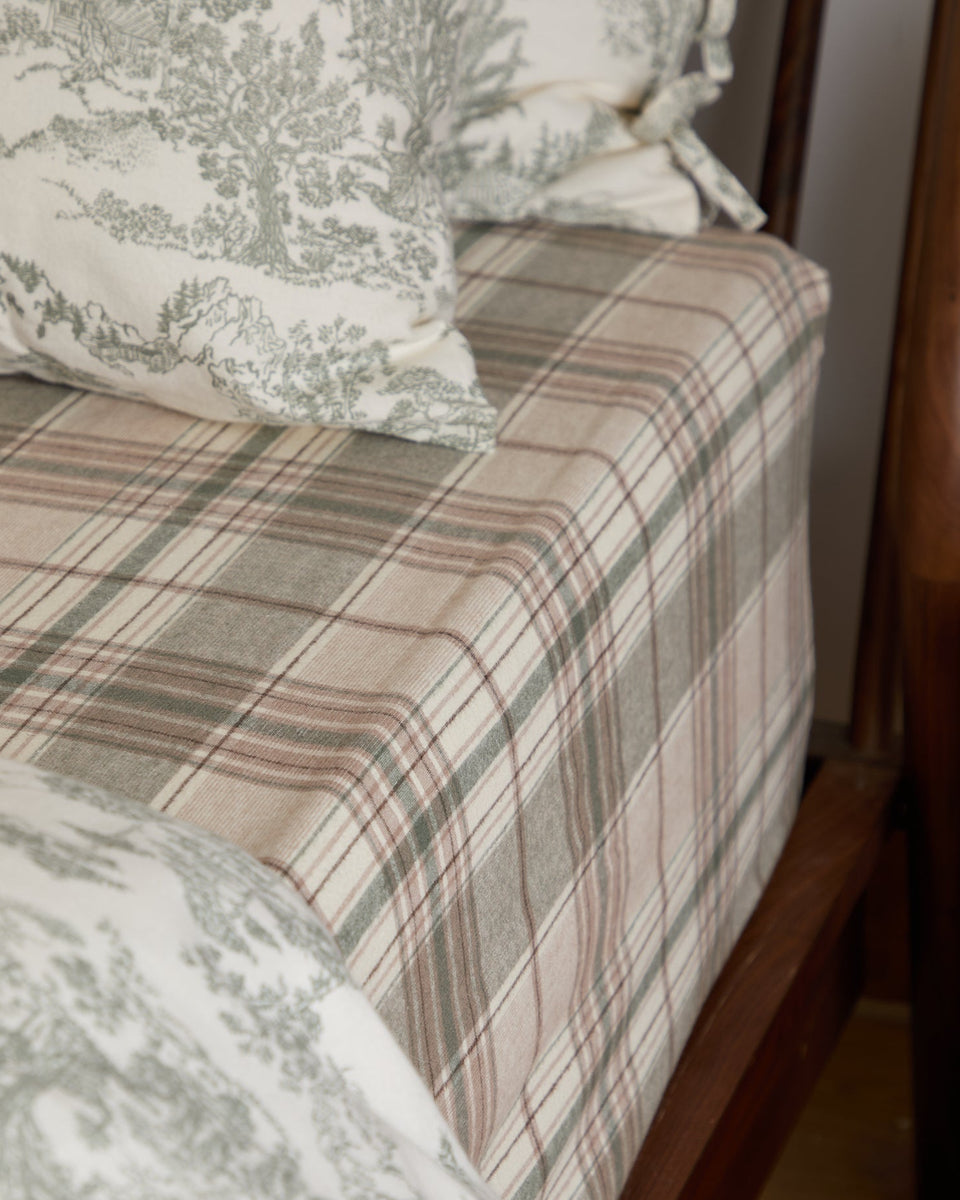 FOXFORD Eve Tartan Fitted Sheet – Foxford